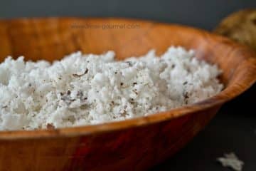 Guyanese Coconut Buns - Alica's Pepper Pot