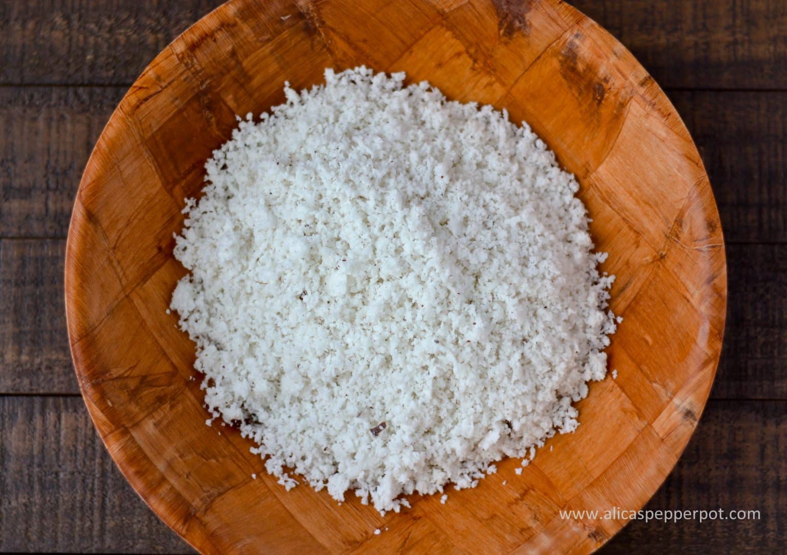 Goja (Gojiya) - Spiced Coconut Turnovers - Alica's Pepperpot