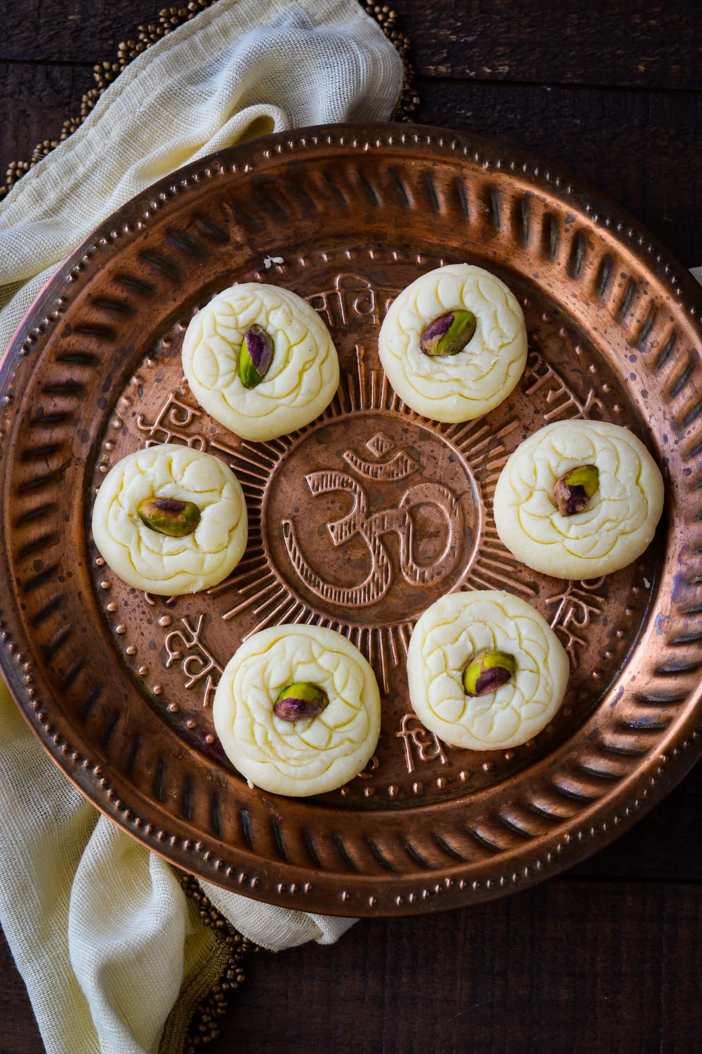 Milk Powder Peda / Peera - Alica's Pepperpot