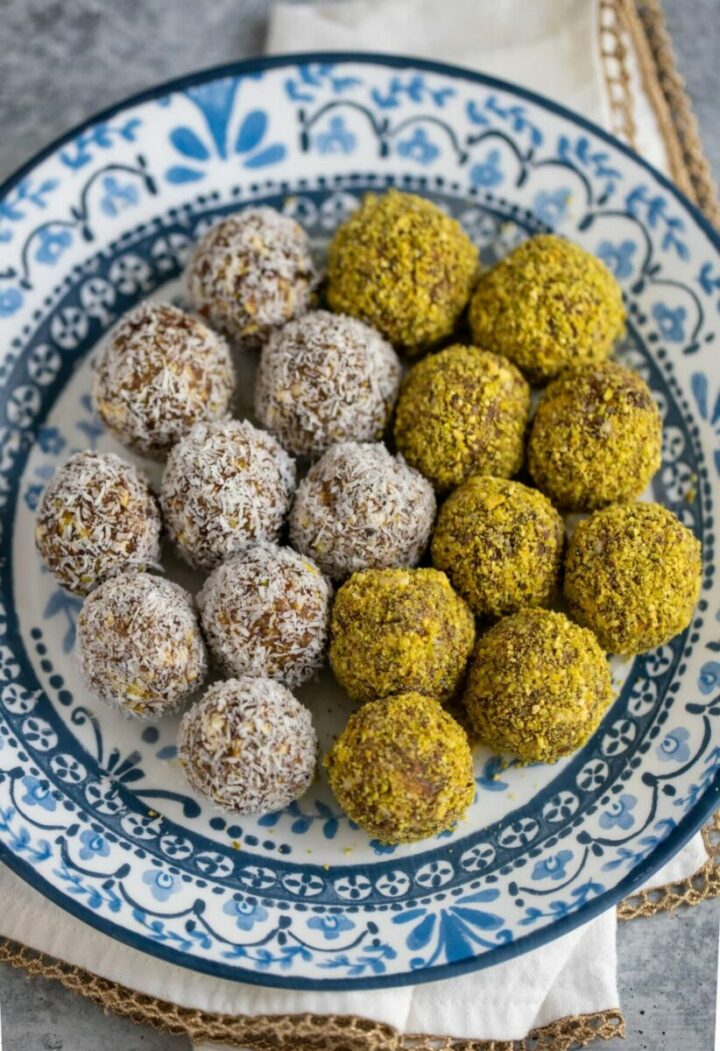 Date nut balls » Alica's Pepperpot