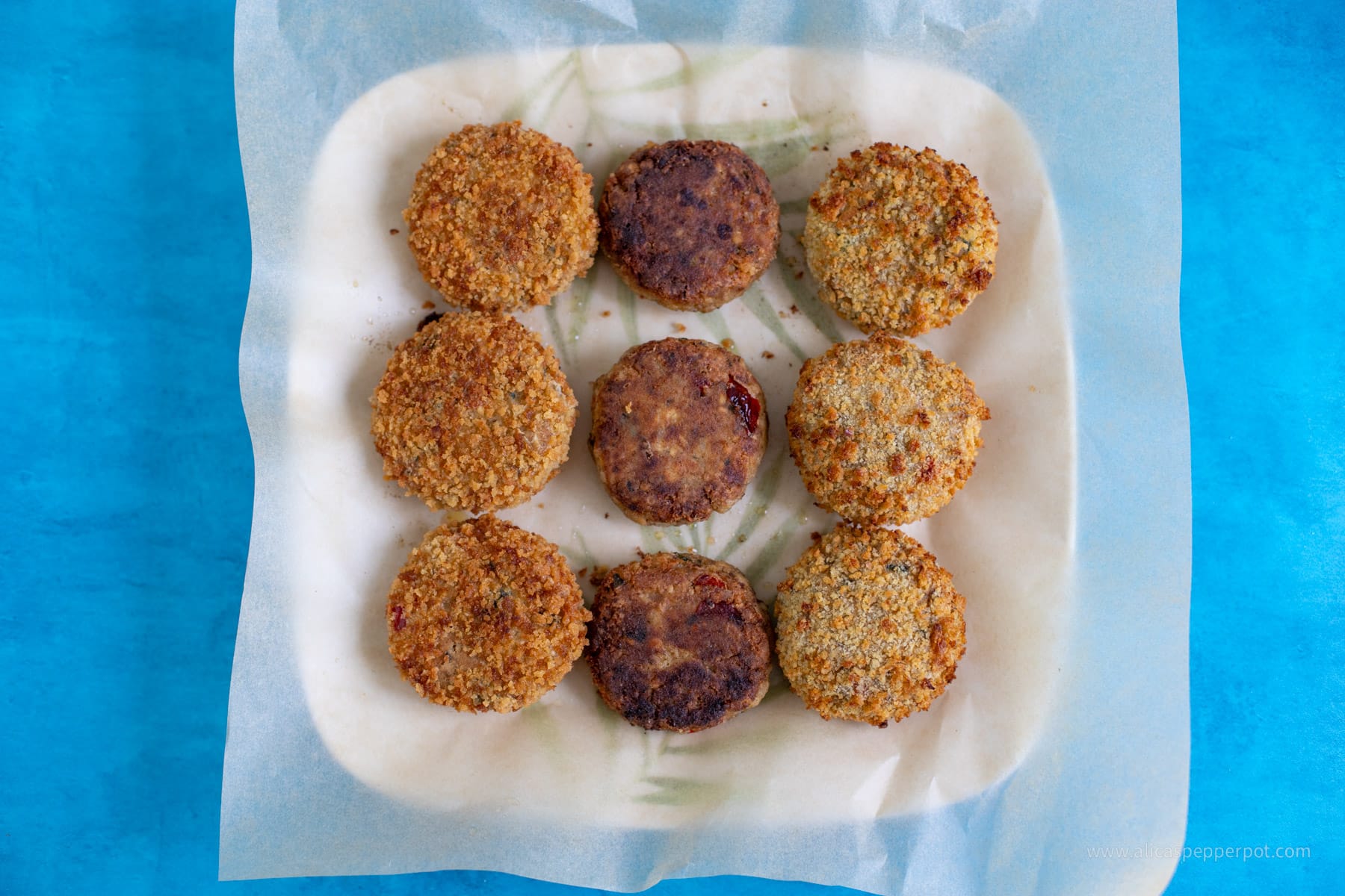 salmoncake-fried-panfried-airfried » Alica's Pepperpot